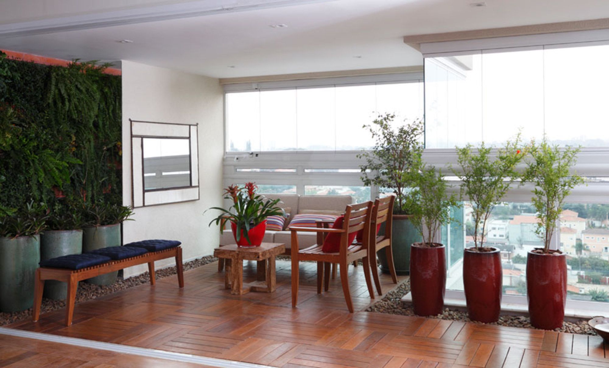 Uma Varanda Para Receber E Namorar - Casa de Valentina