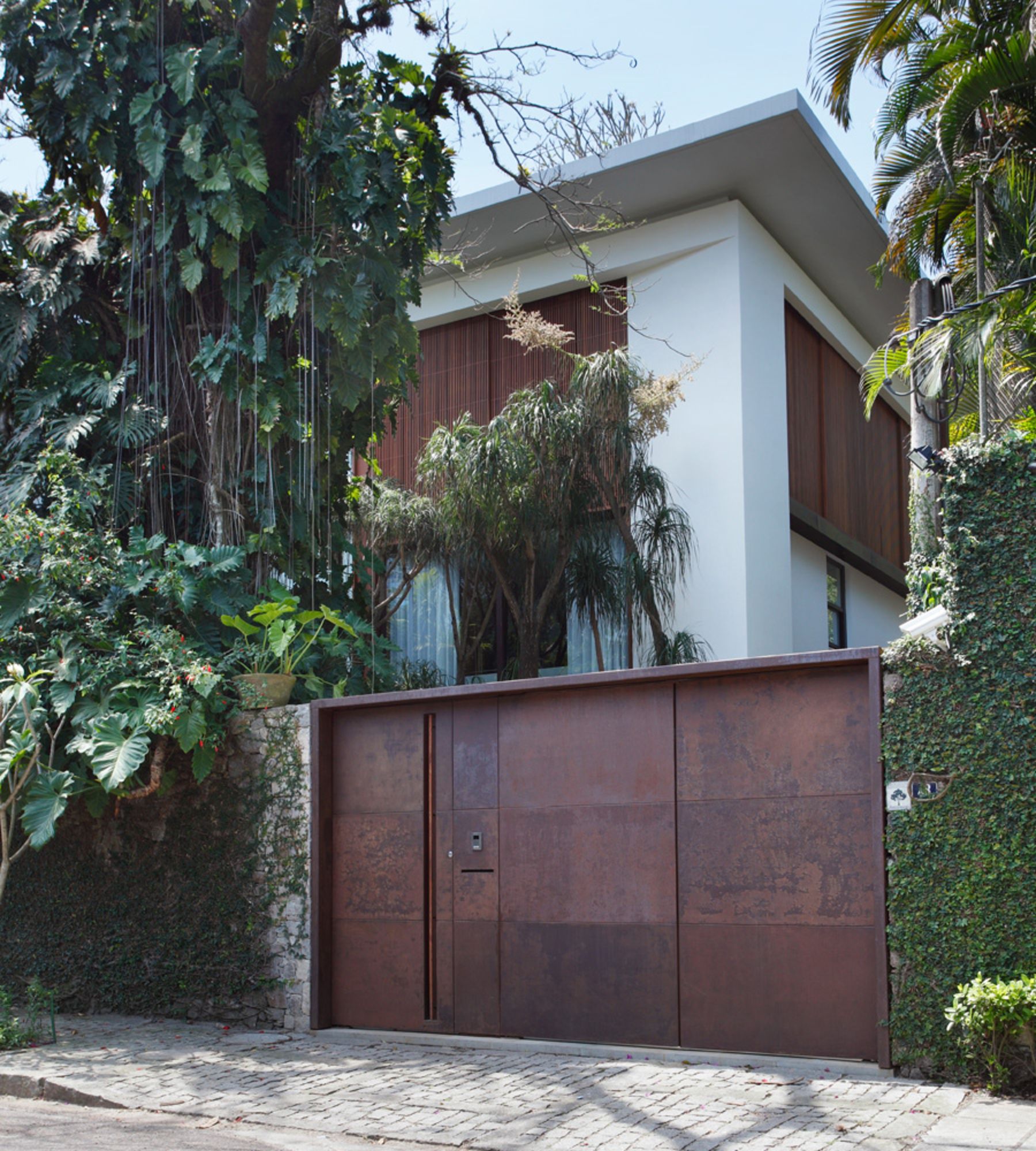 Arte E Natureza Em Cada Cômodo - Casa de Valentina