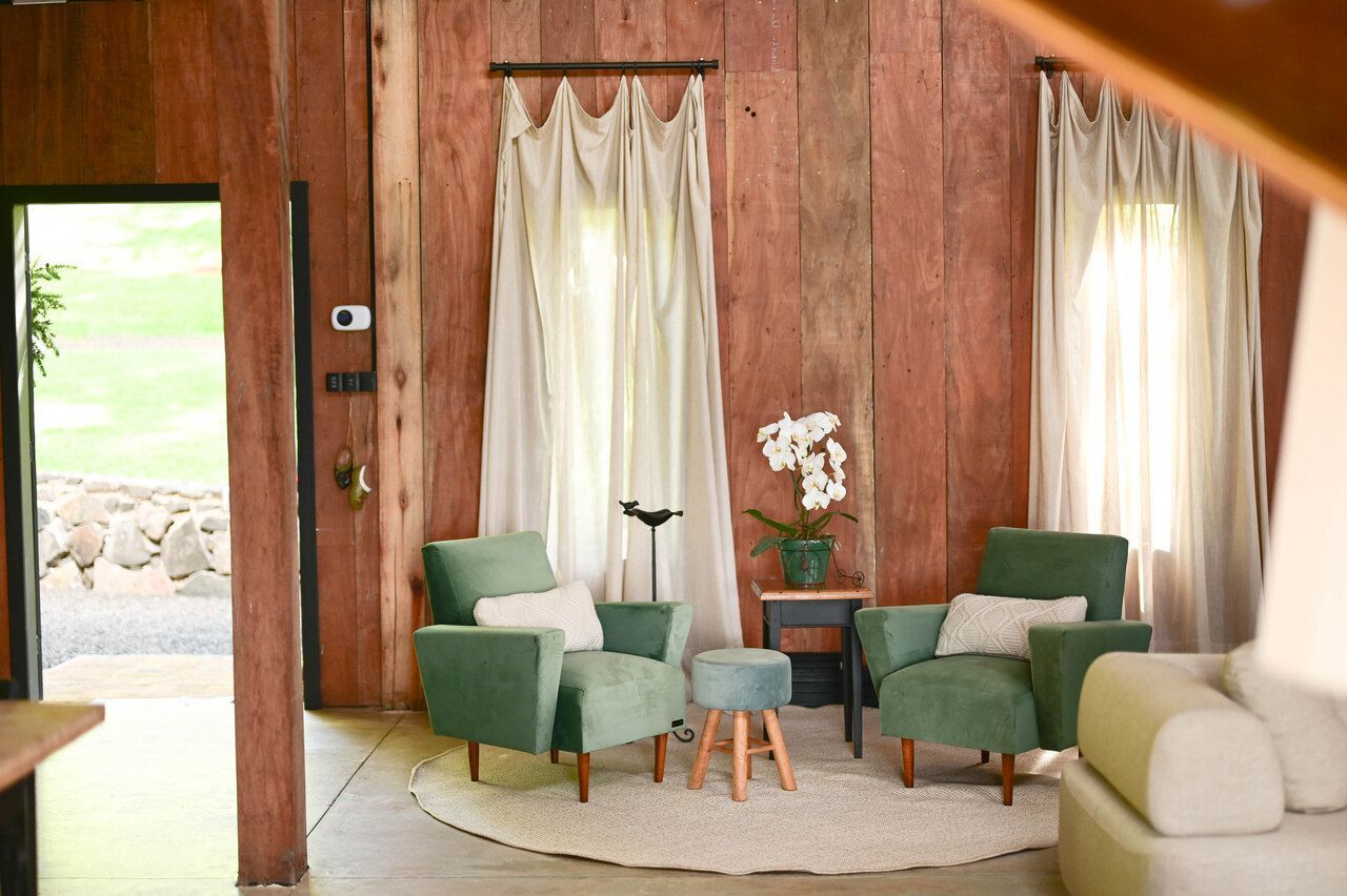 A transformação de um celeiro em refúgio | Open House com Ingrid Walker ...