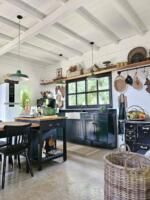 A transformação de um celeiro em refúgio | Open House com Ingrid Walker ...